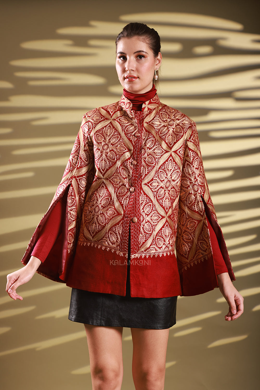 Nalki embroidery cape – Kalamkani
